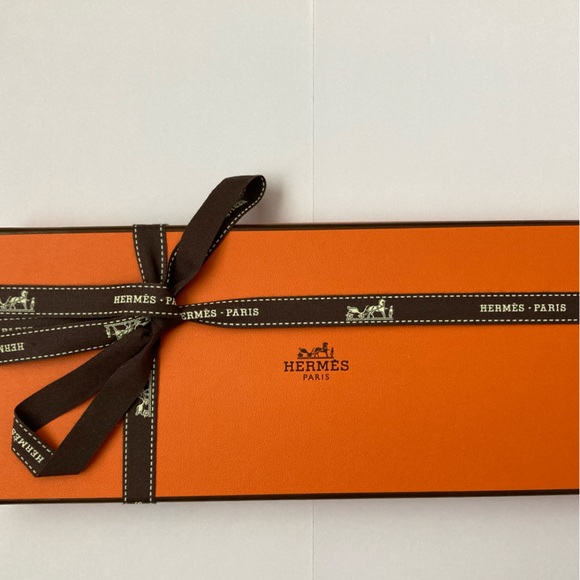 Hermes | Party Supplies | Hermes Orange Gift Box With Ribbon ...